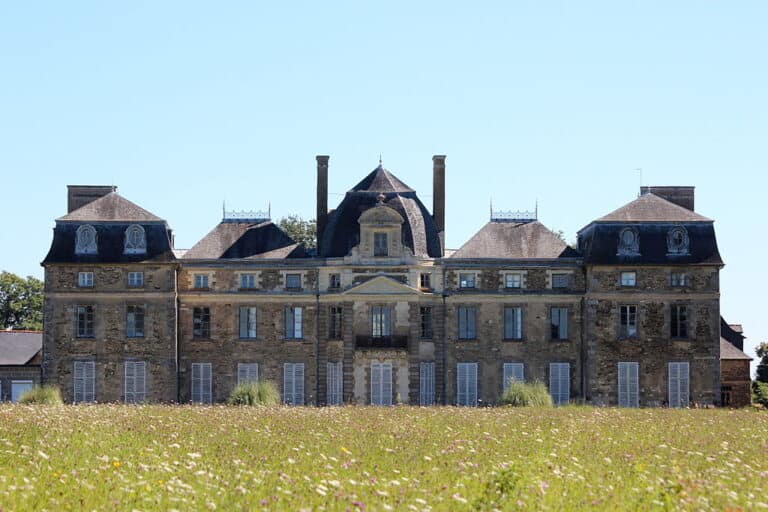 N°1 Guide Touristique Cesson Sévigné - Visite de Groupe - Guides France