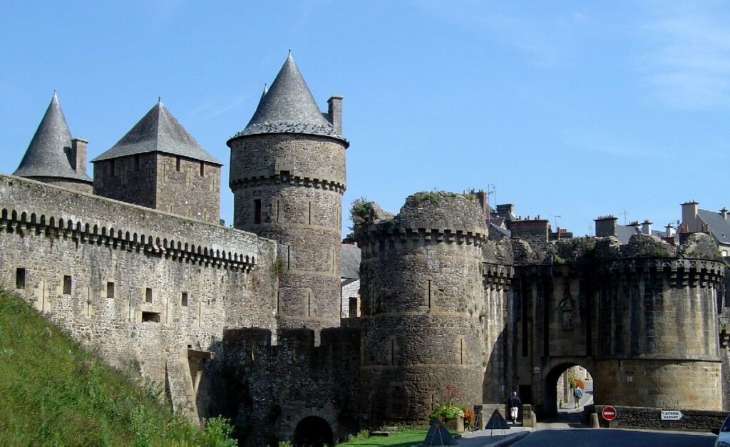 N°1 Guide Touristique Fougères - Visite de Groupe - Guides France
