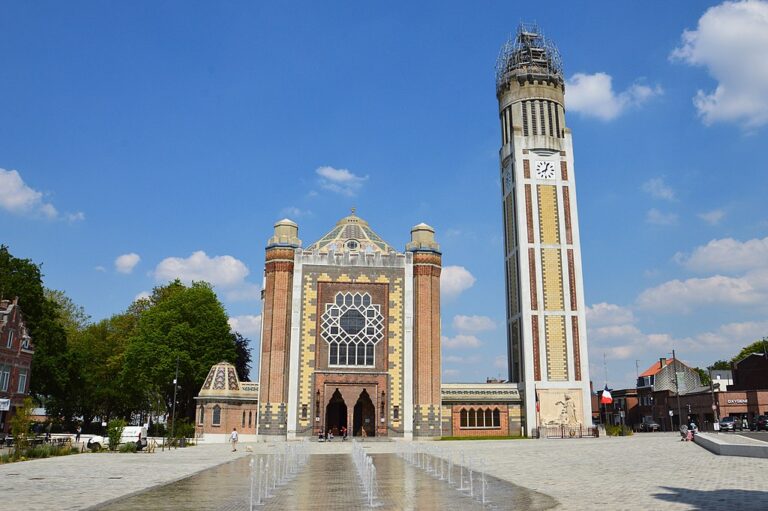 N°1 Guide Touristique Comines - Visite de Groupe - Guides France