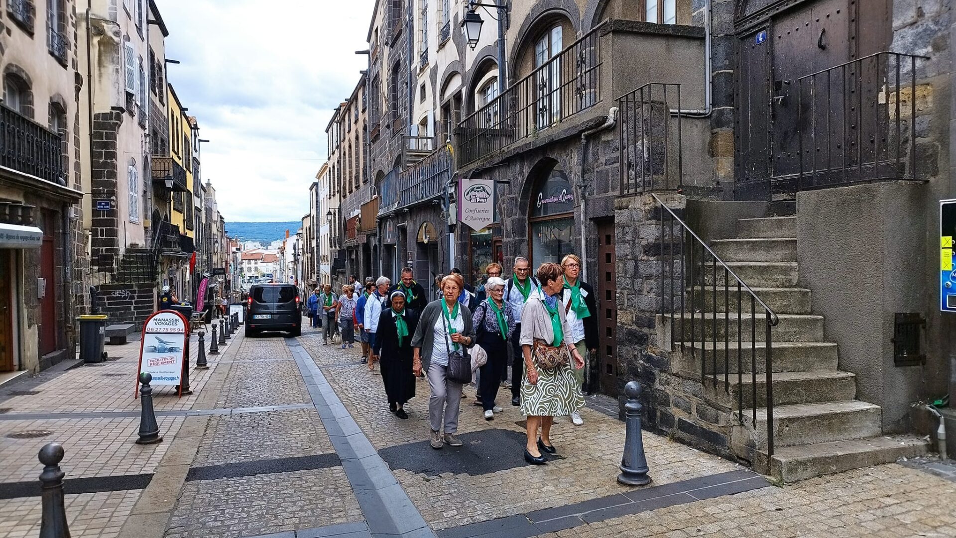 Visiter Clermont Ferrand : 3 lieux à faire ! - Guides France