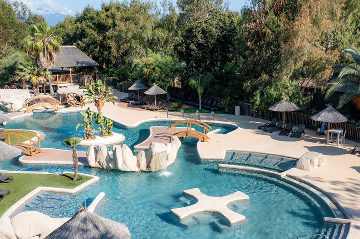 Séjournez dans les plus beaux campings corses ! - Guides France