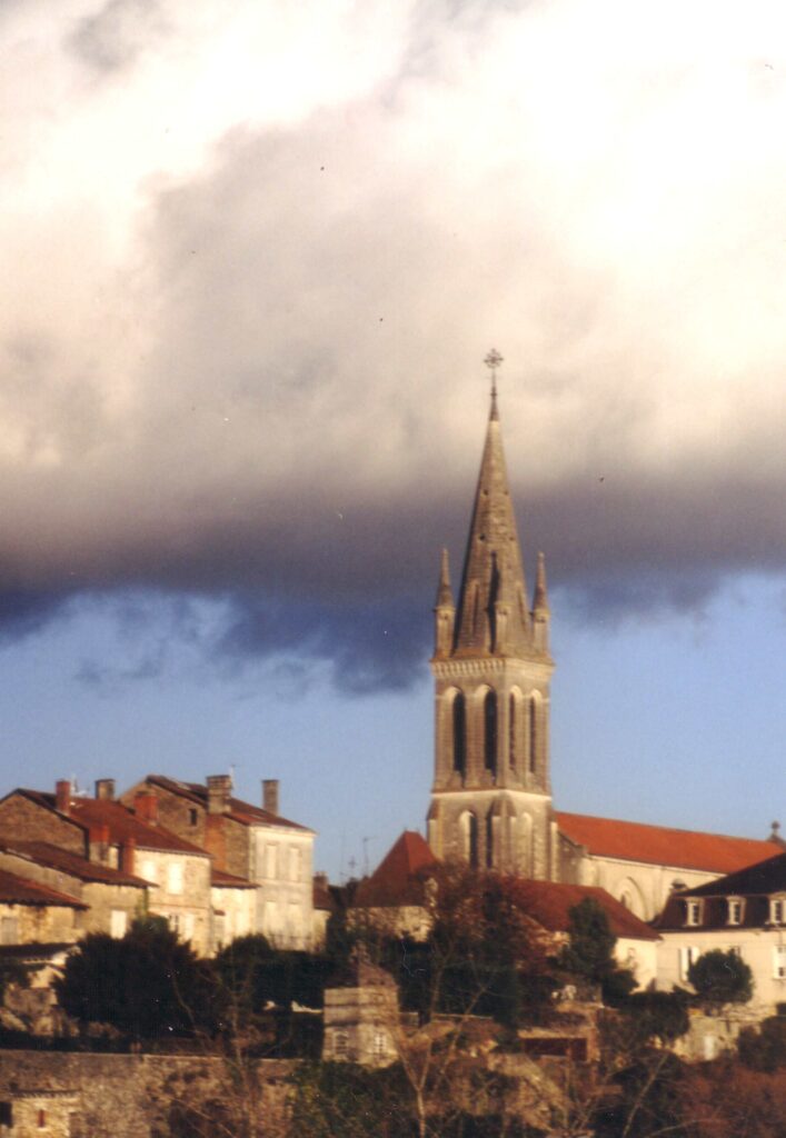 N°1 Guide Nontron (2h) - Guides France