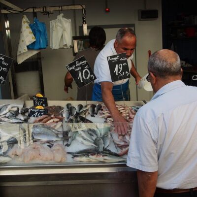 Les plus beaux marchés de Provence : TOP 5 - Guides France
