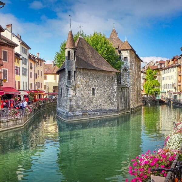 Que visiter à Annecy : 3 sites incontournables ! - Guides France